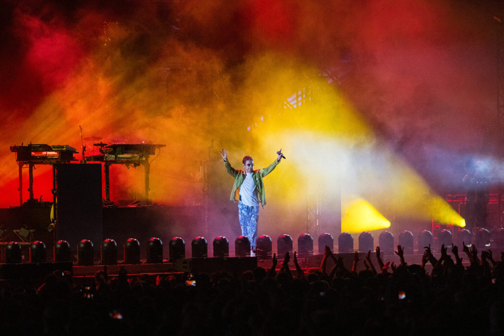 Jean-Michel Jarre ilumina un sold out en Icónica Santalucía Sevilla ...