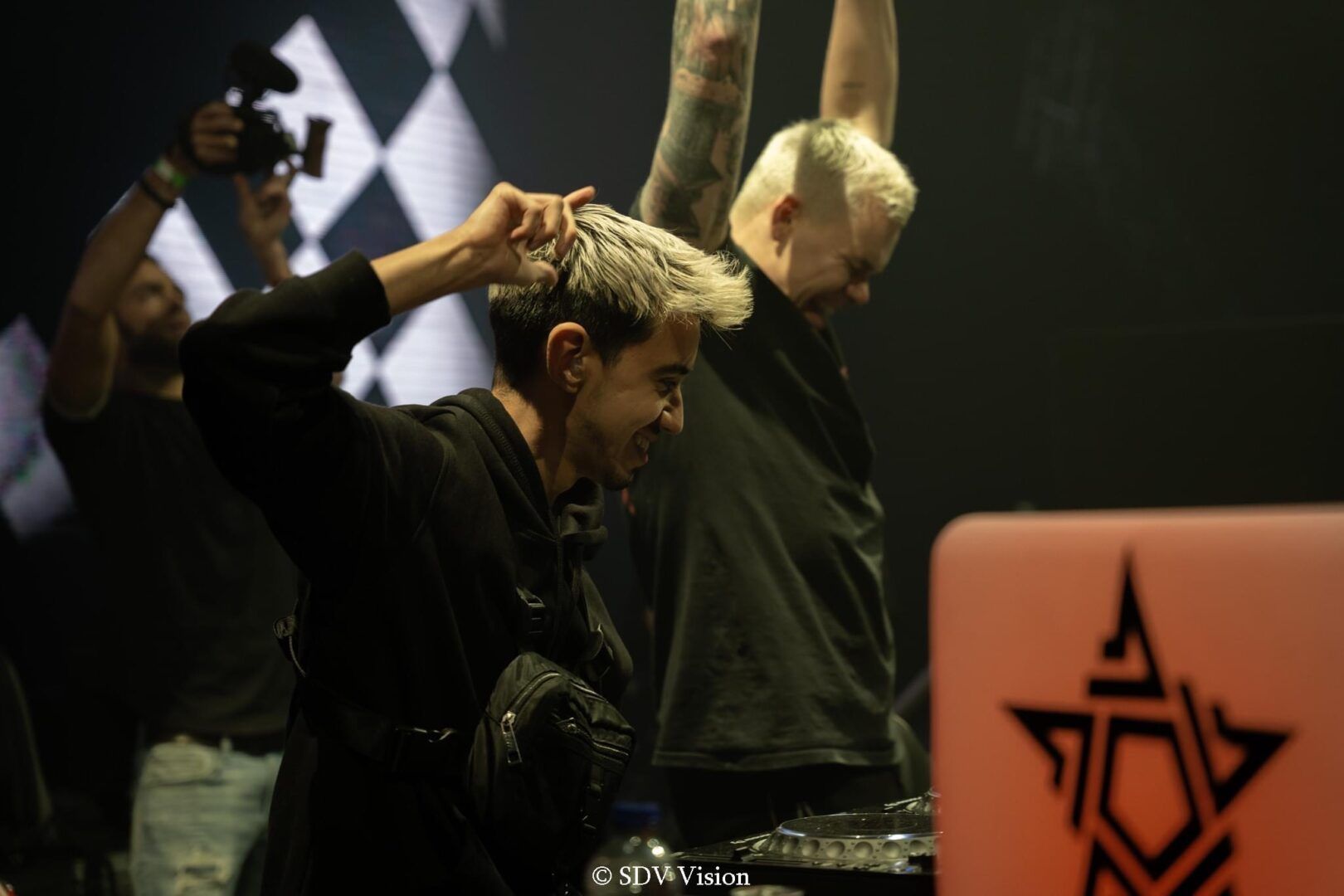 Anderex e Imperatorz empiezan el 2023 pisando fuerte con su nuevo tema ...